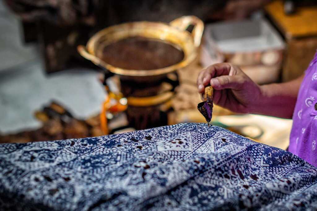 Block Prints & Batik: Two Cultures Make Their Mark, Marvelously ...